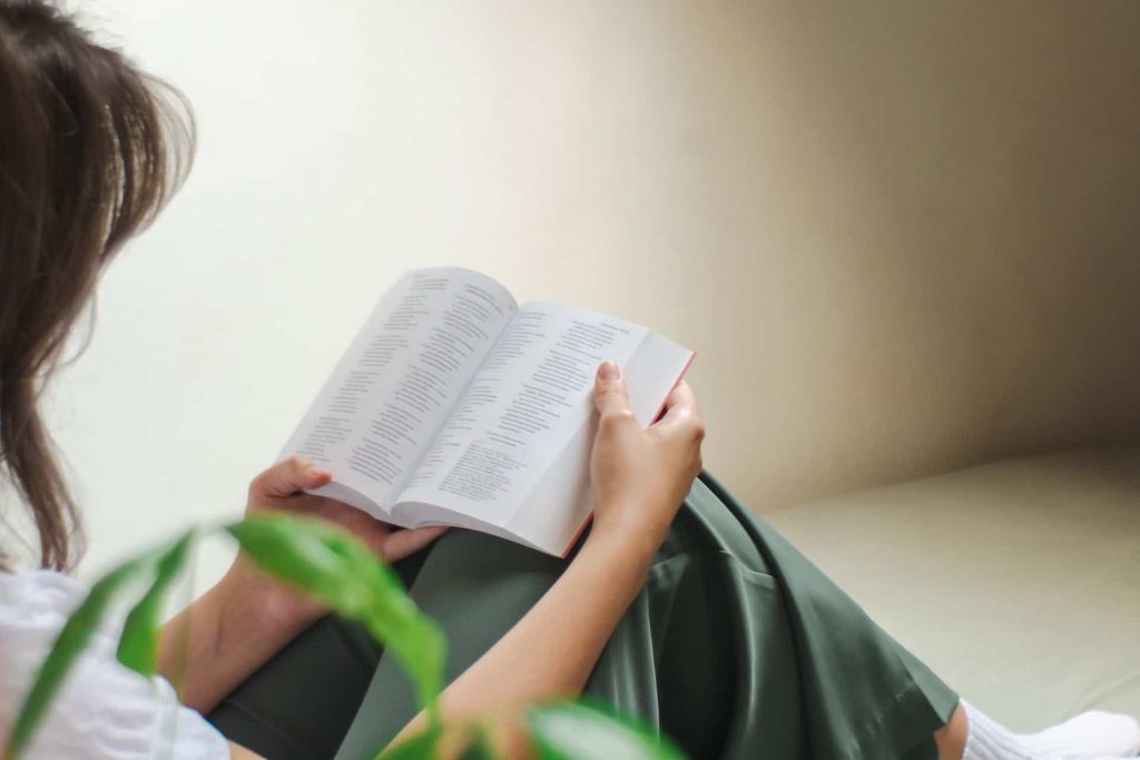 4 Examples of Mercy in the Bible to Help You Forgive - Nikki Evanson